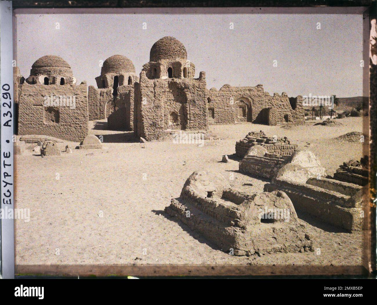 Tomb cemetery funeral architecture islam religious architecture habitat ...