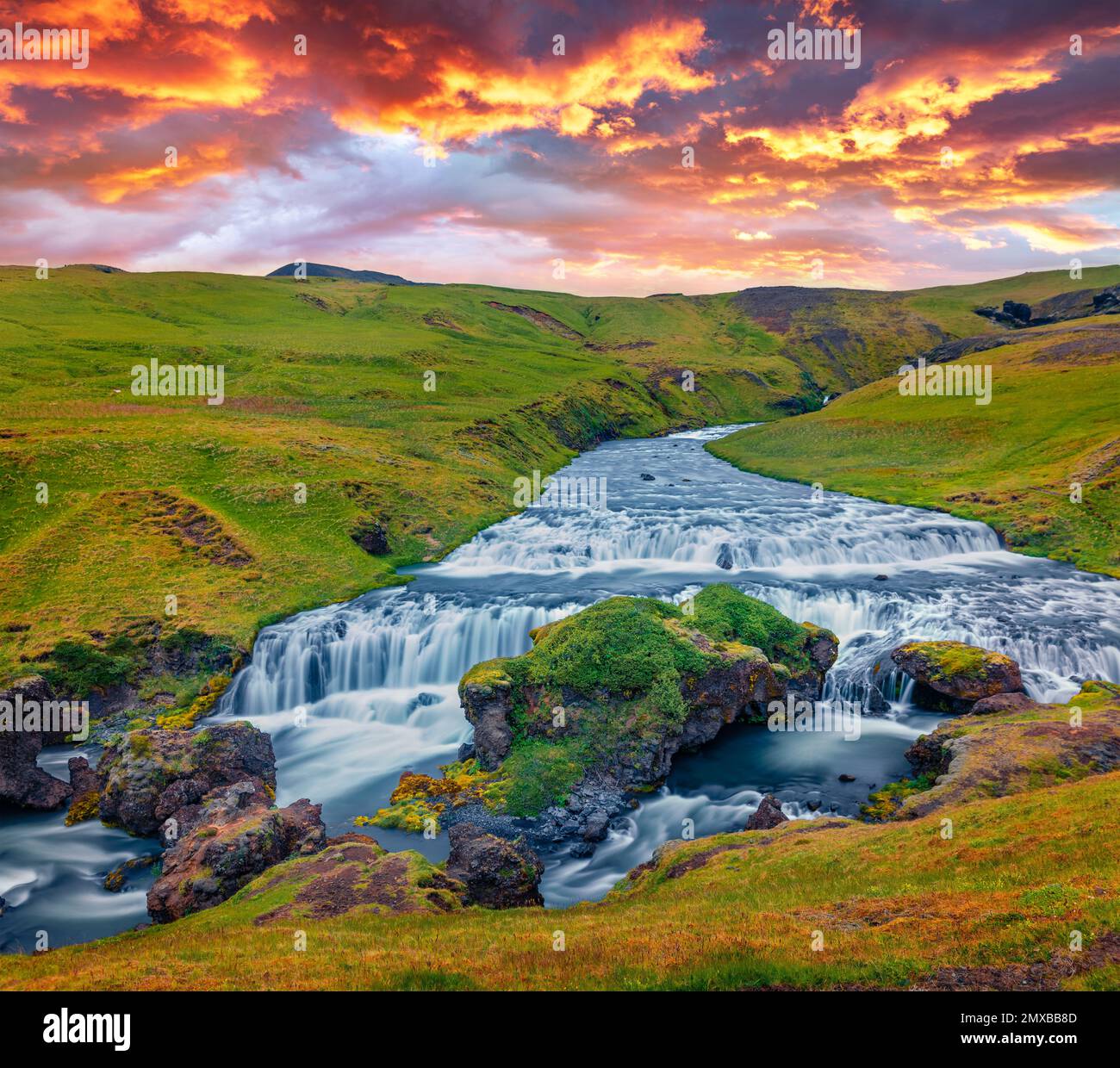 Icelandic scenery hi-res stock photography and images - Alamy