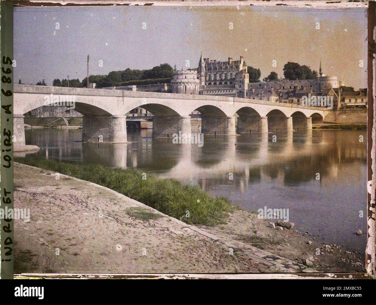 Current marechal leclerc bridge hi-res stock photography and images - Alamy
