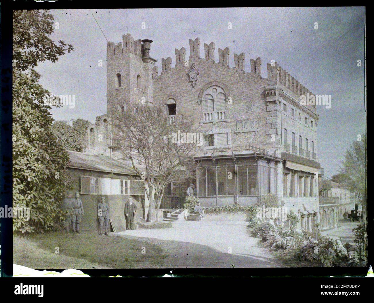 Villa cameroni hi-res stock photography and images - Alamy