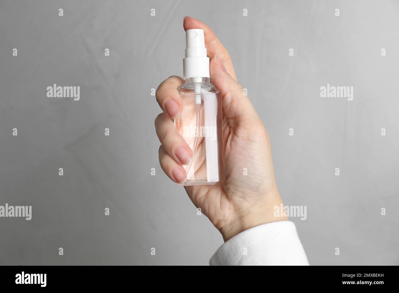 Spray grey hi-res stock photography and images - Alamy