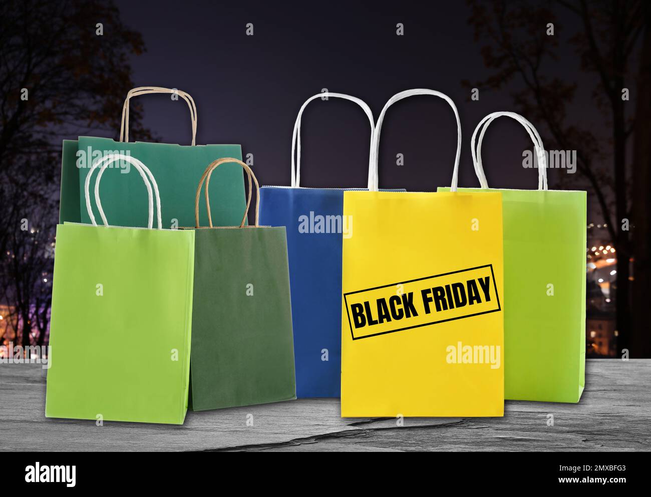 Black friday many shopping hi-res stock photography and images - Alamy