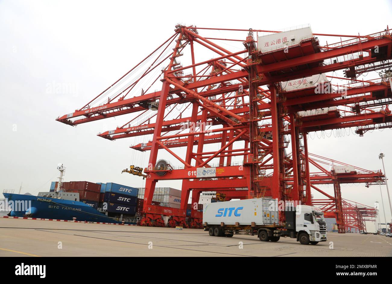 LIANYUNGANG, CHINA - FEBRUARY 3, 2023 - Container loading and unloading ...