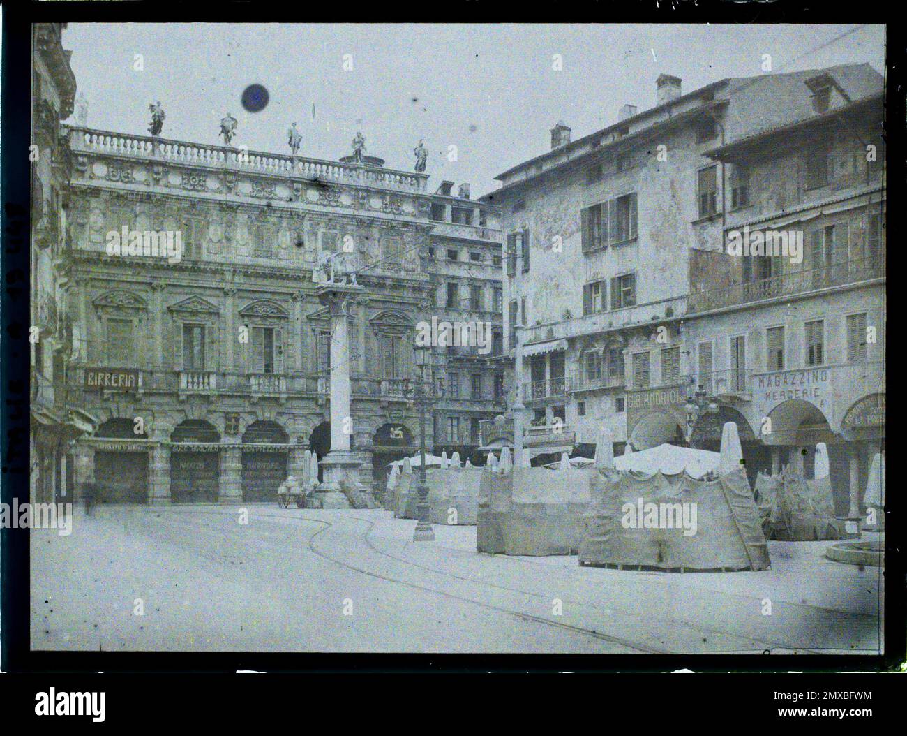 Verona, Italy Palais Maffei and Place delle Erbe , 1918 - Italy ...
