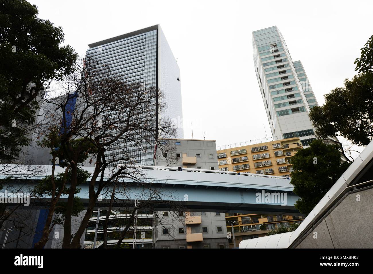 New Transit Yurikamome line connecting Shimbashi to Toyosu, via the ...