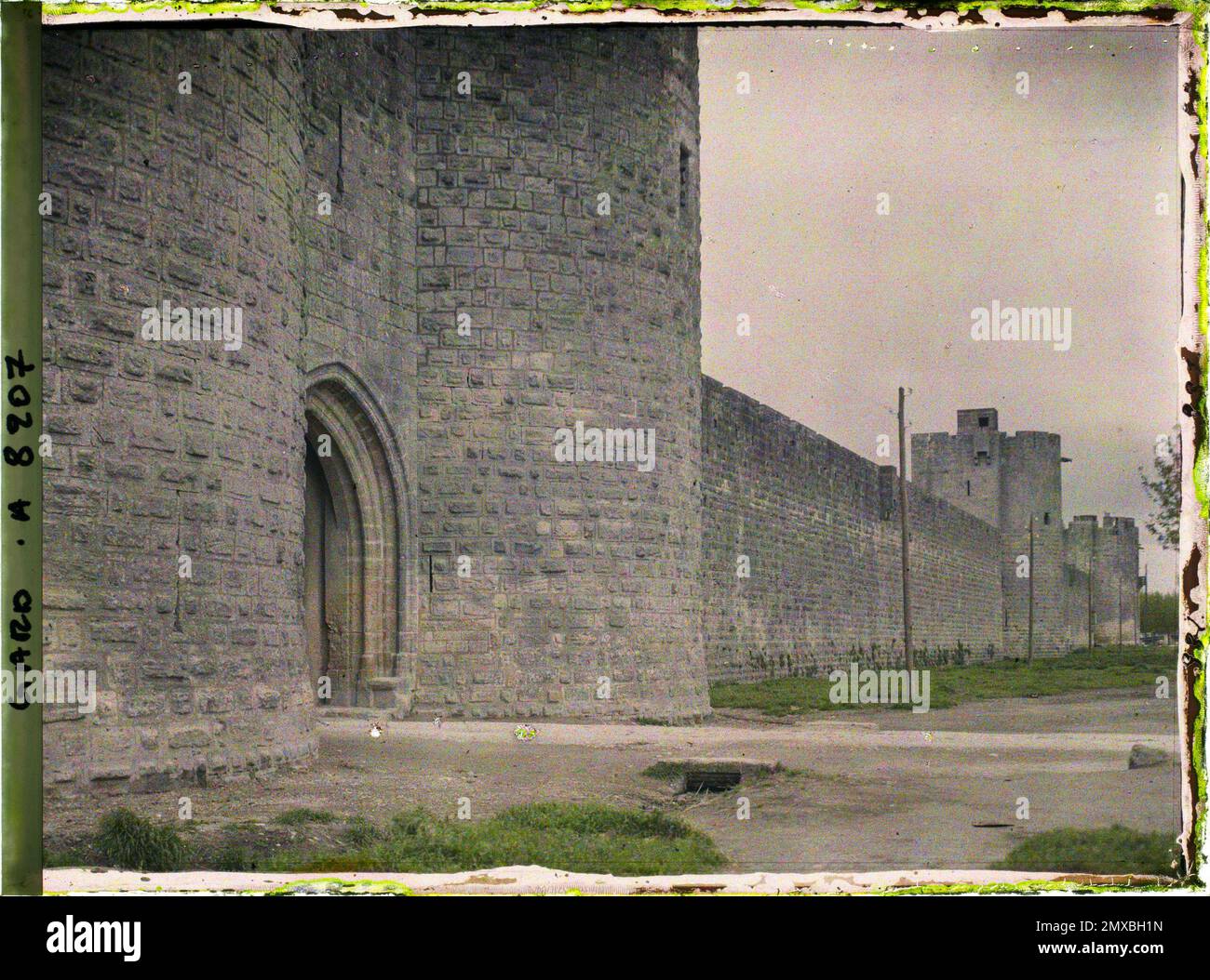 Tour fortified architecture rampart habitat architecture france hi-res ...