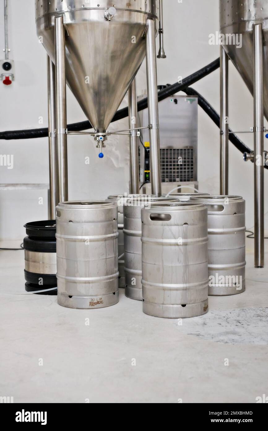 Brewery floor hi-res stock photography and images - Alamy