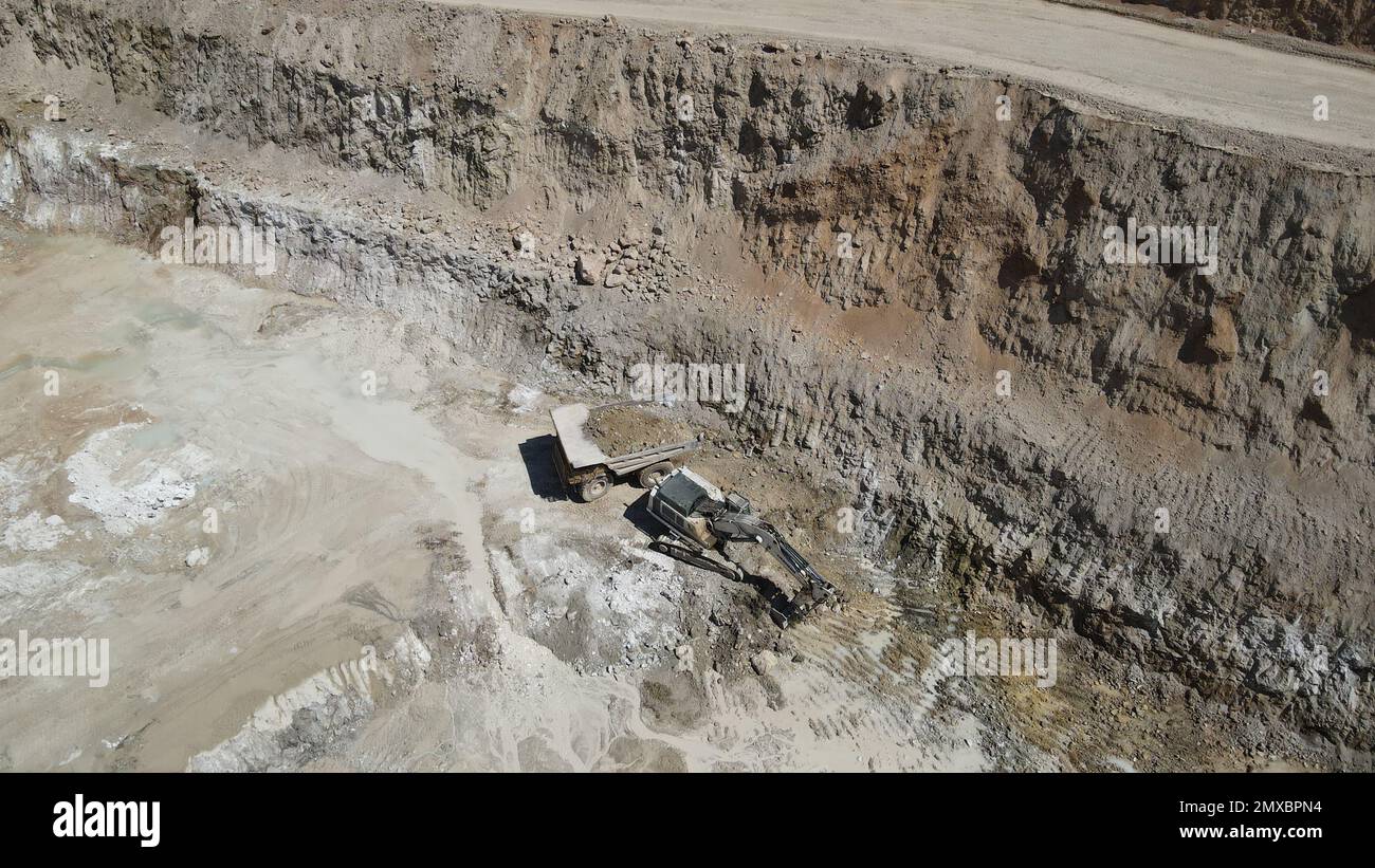 Mountain construction site hi-res stock photography and images - Alamy