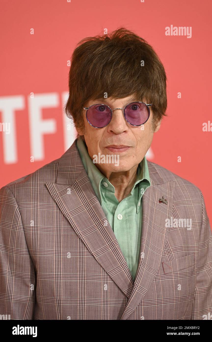 Los Angeles, USA. 02nd Feb, 2023. Elliot Easton at the premiere for ...