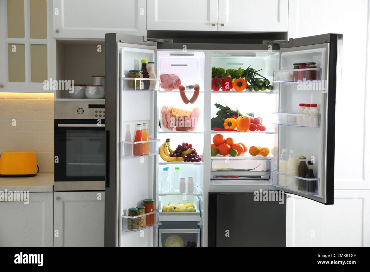 Interior full refrigerator hi-res stock photography and images - Alamy