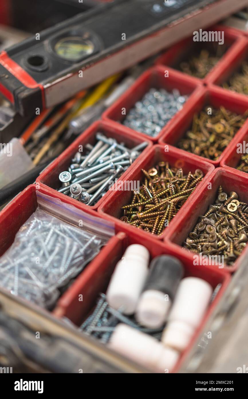 Master screws in screw hi-res stock photography and images - Alamy
