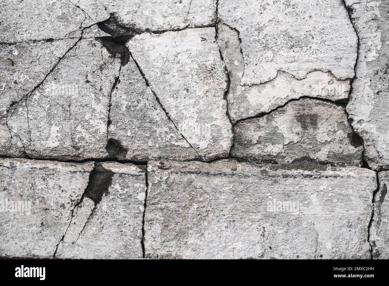 close up texture of cracked plaster on old house wall Stock Photo - Alamy