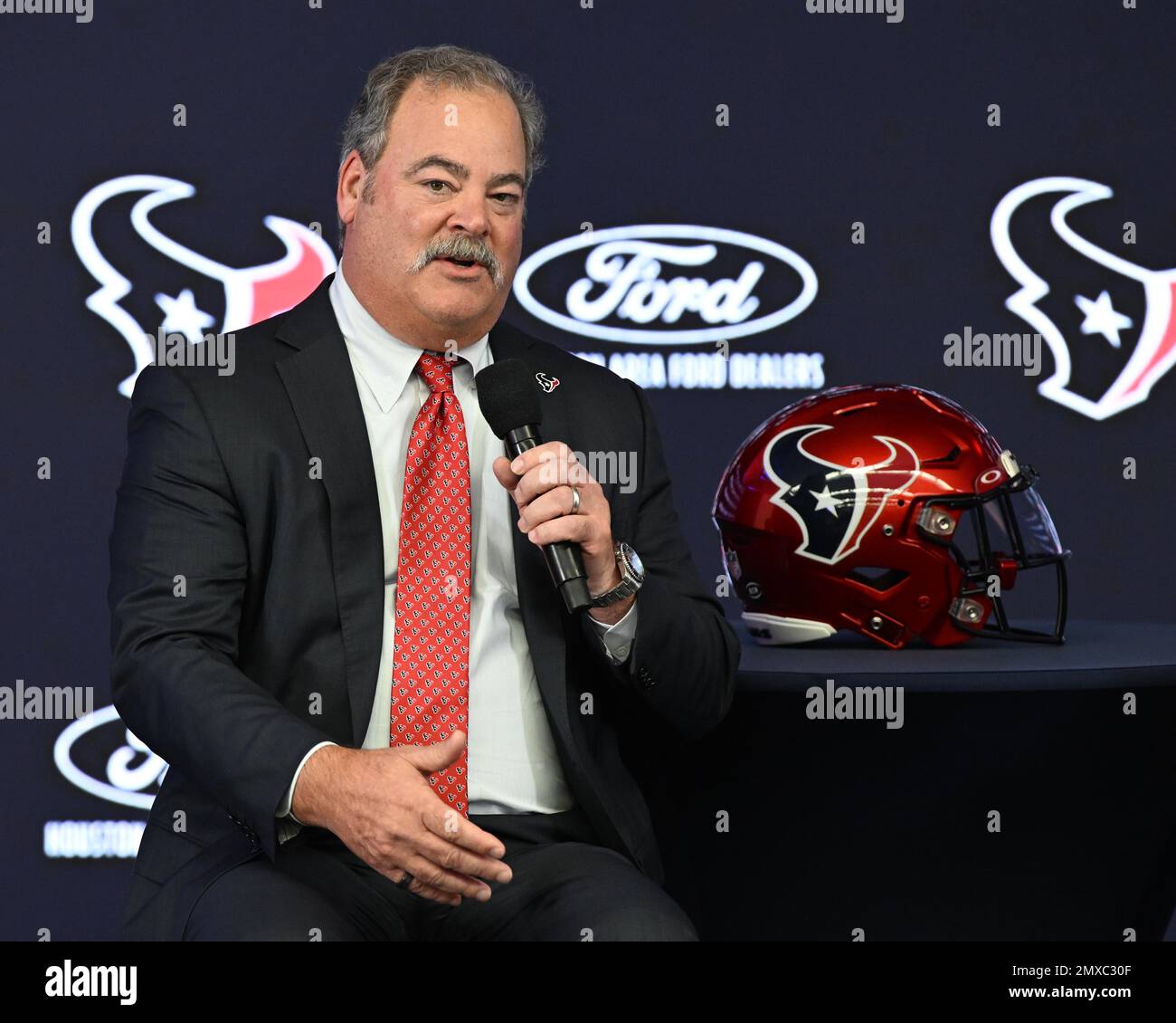 The Houston Texans Chairman and CEO Cal McNair introduces new head ...