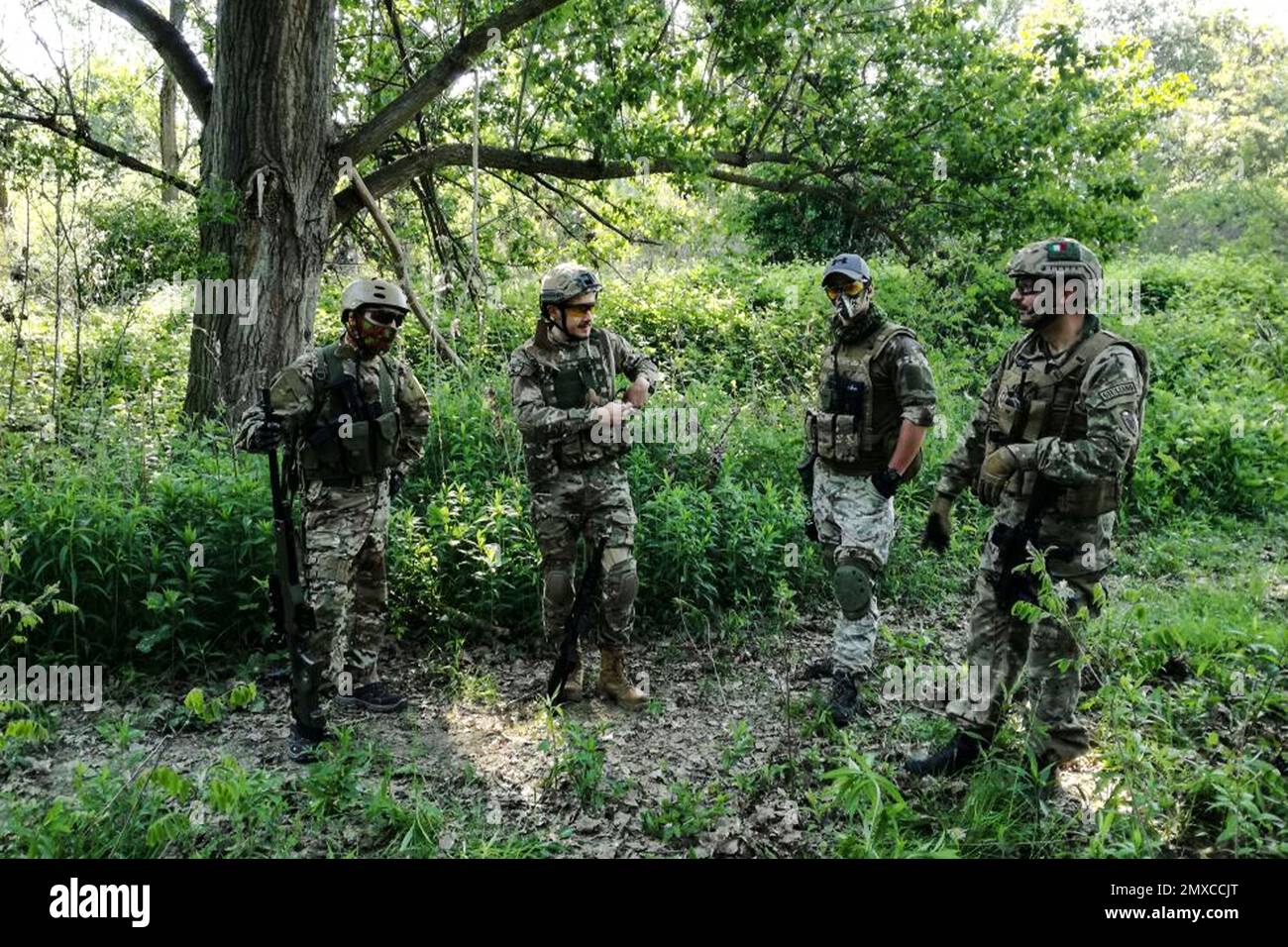 soldier selfie while he is fighting war Stock Photo - Alamy