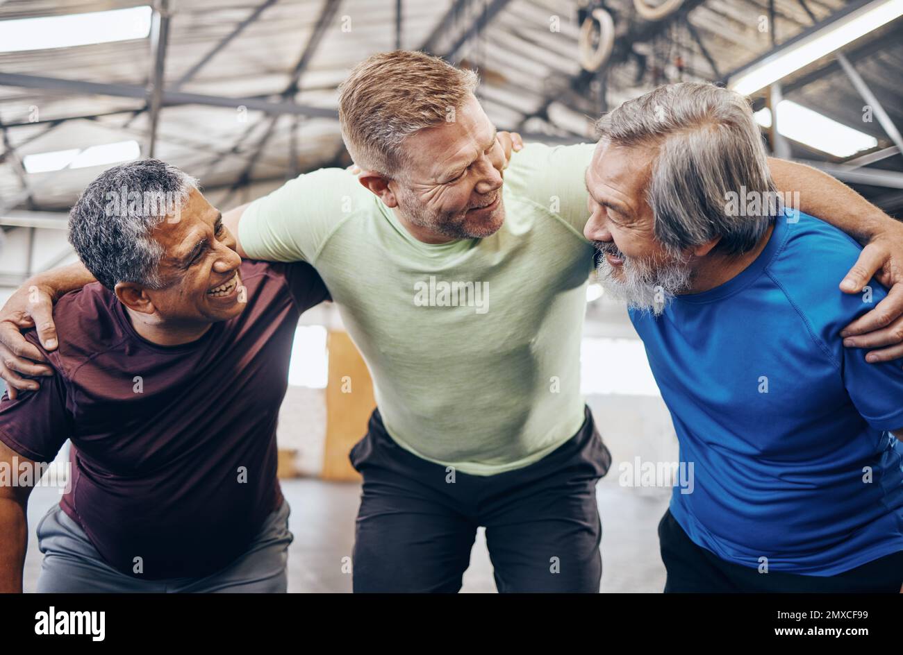 Coach athlete hug hi-res stock photography and images - Alamy