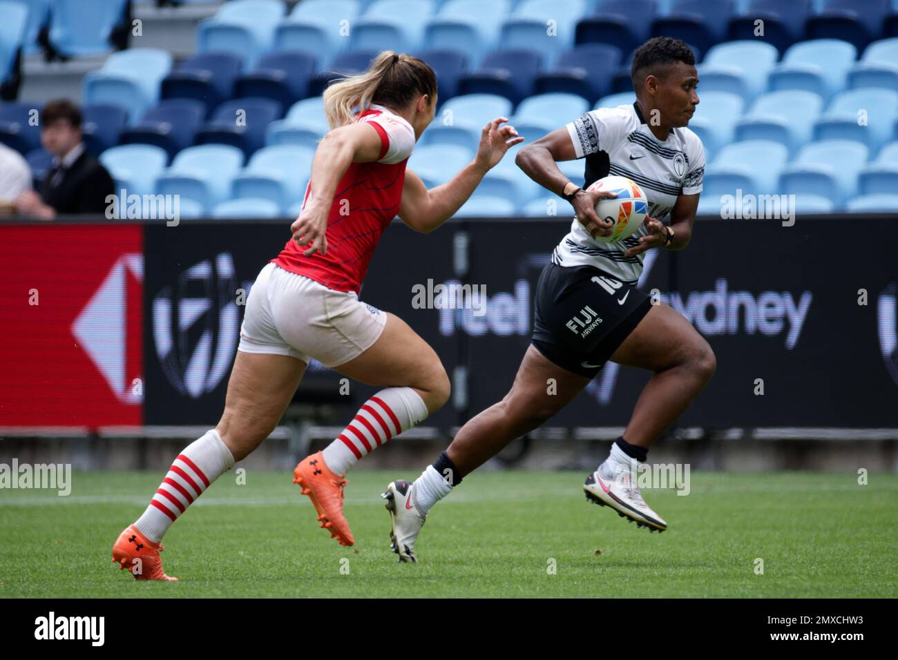 Viniana Riwai of Fiji runs with the ball during the 2023 Sydney Sevens ...