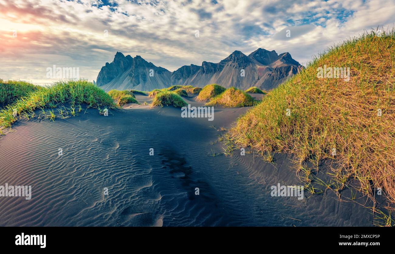 Beautiful summer scenery. Picturesque summer view of Stokksnes cape ...