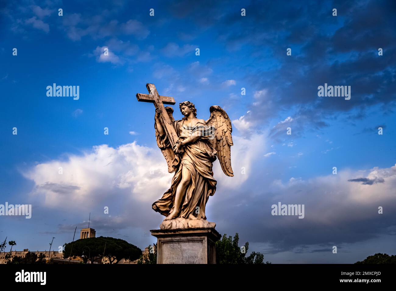 Statue angel holding cross hi-res stock photography and images - Alamy