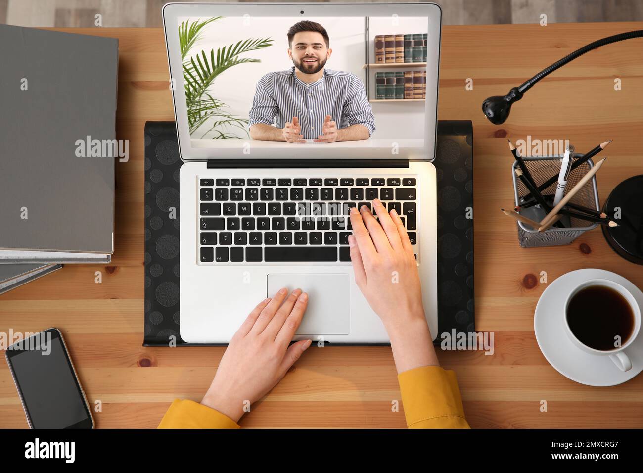 Employee using smartphone interview hi-res stock photography and images ...