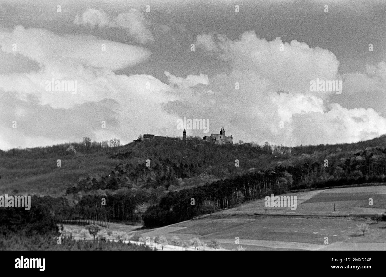 Burg Frankenstein im Odenwald, Hessen, 1938. Frankenstein Castle in the ...