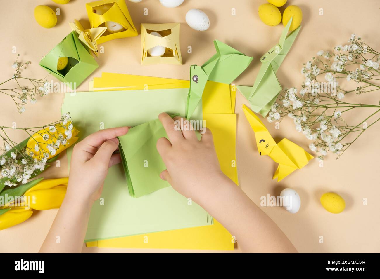 Handicrafts from paper for Easter - origami, making figurines of Easter ...