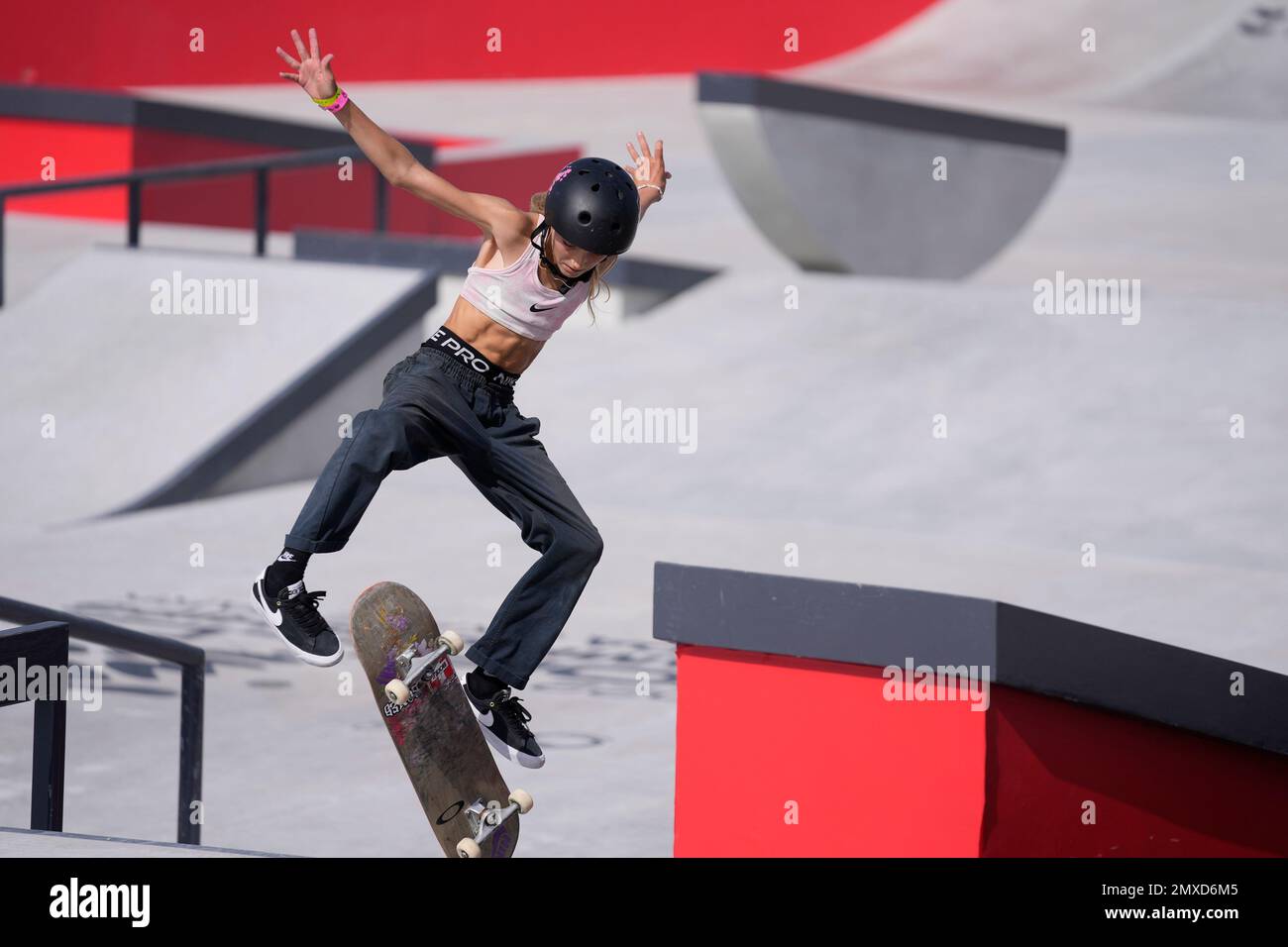 Australia's Chloe Covell competes during the Women's Quarterfinals of ...