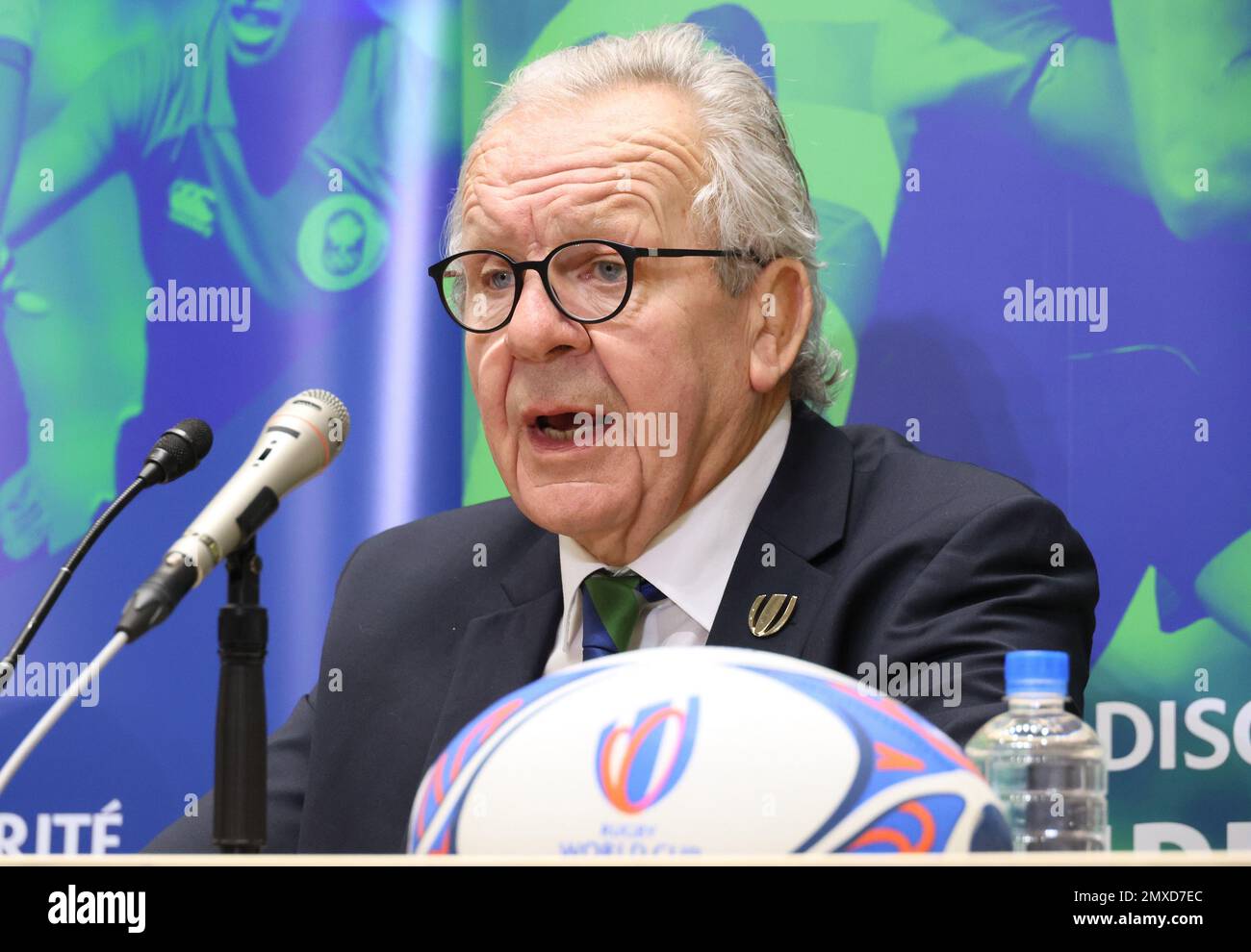 World rugby chairman bill beaumont hi-res stock photography and images ...