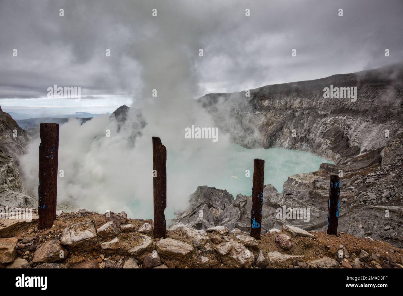 Indonesias ijen volcano hi-res stock photography and images - Alamy