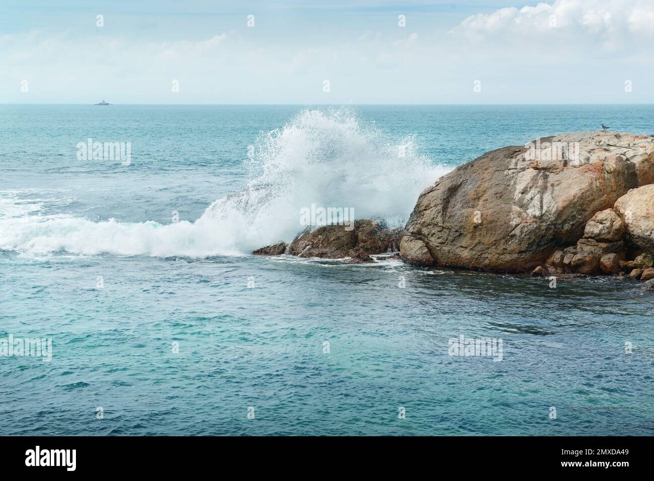 Ocean waves sand in sunny hi-res stock photography and images - Alamy