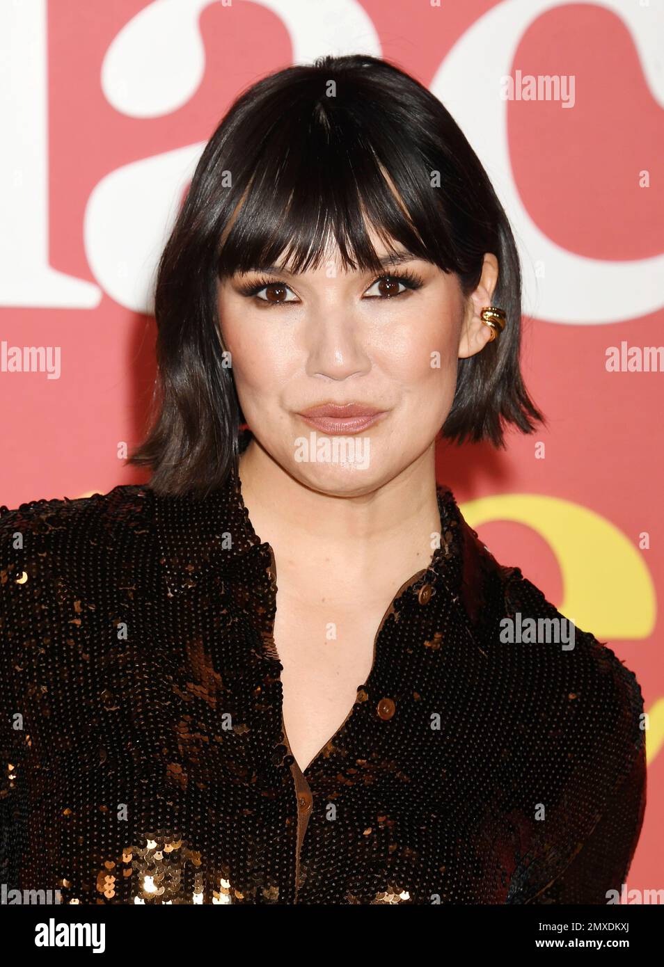 LOS ANGELES, CALIFORNIA - FEBRUARY 02: Zoë Chao attends the world ...