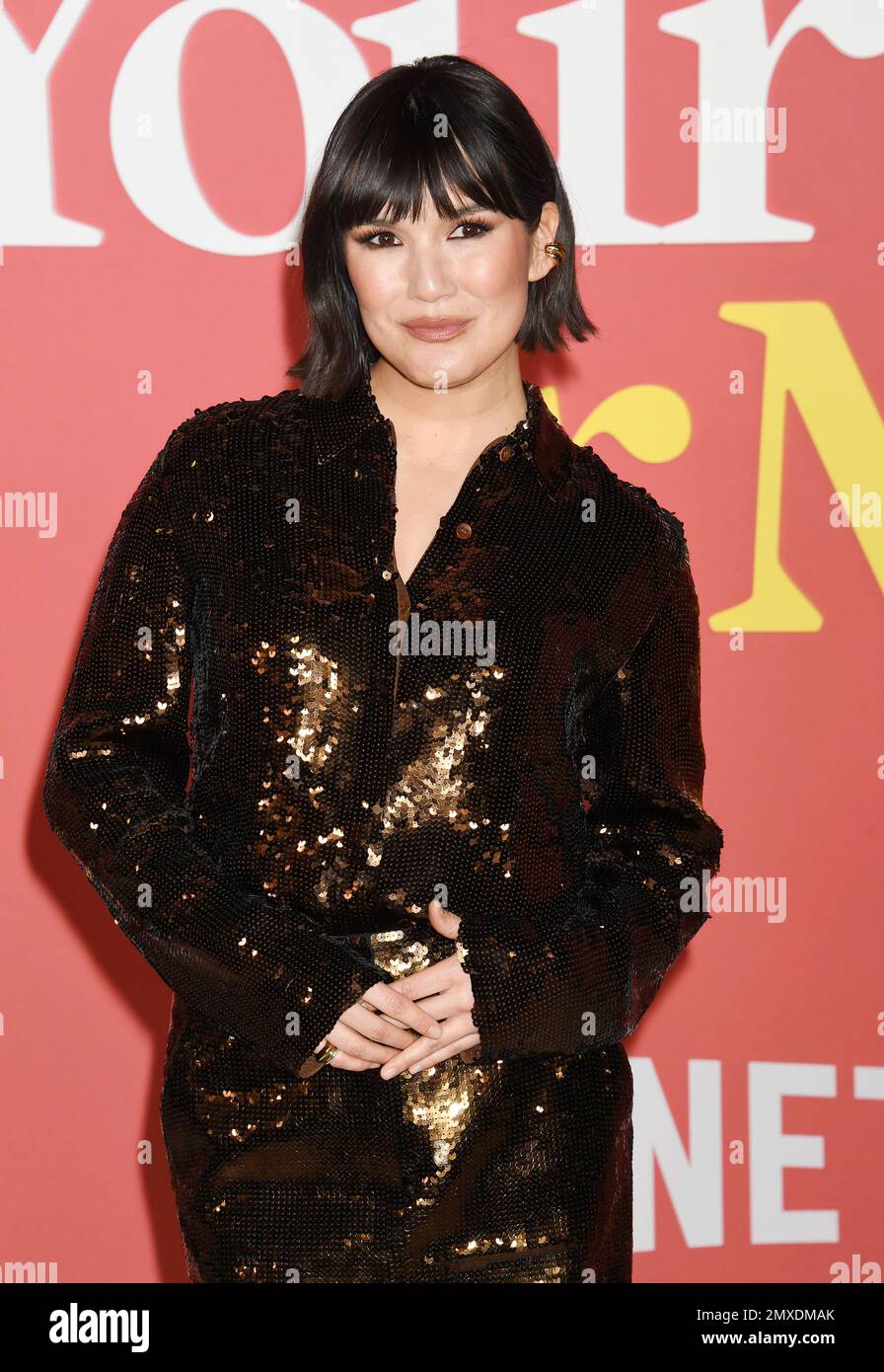 LOS ANGELES, CALIFORNIA - FEBRUARY 02: Zoë Chao attends the world ...