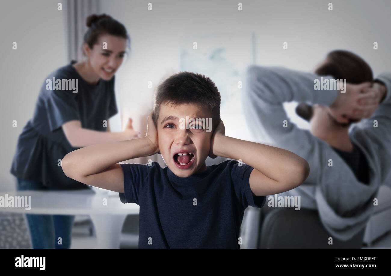 Man bullying woman and child hi-res stock photography and images - Alamy