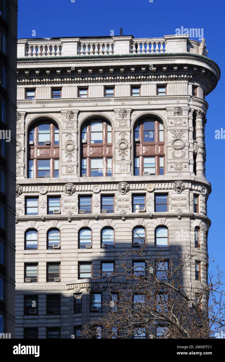 Flatiron Building, triangular skyscraper in New York, stands tall at ...