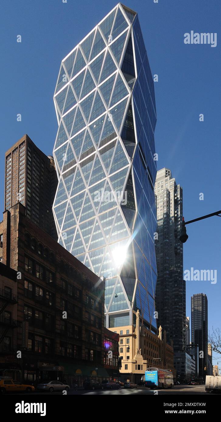 Iconic New York City skyscraper with a striking diamond-patterned glass ...