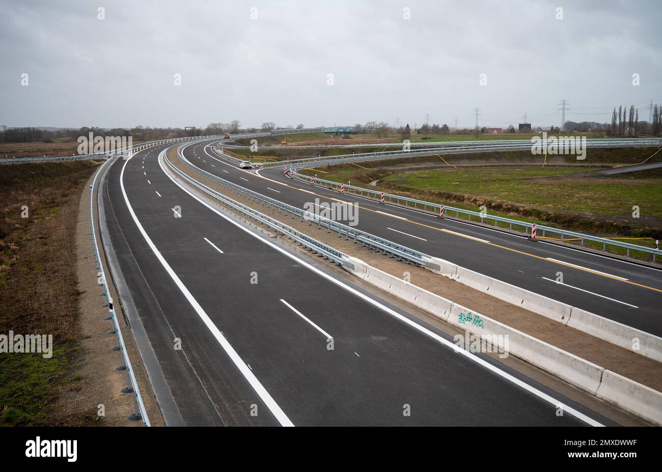 Buxtehude, Germany. 03rd Feb, 2023. View of the section of the A26 ...
