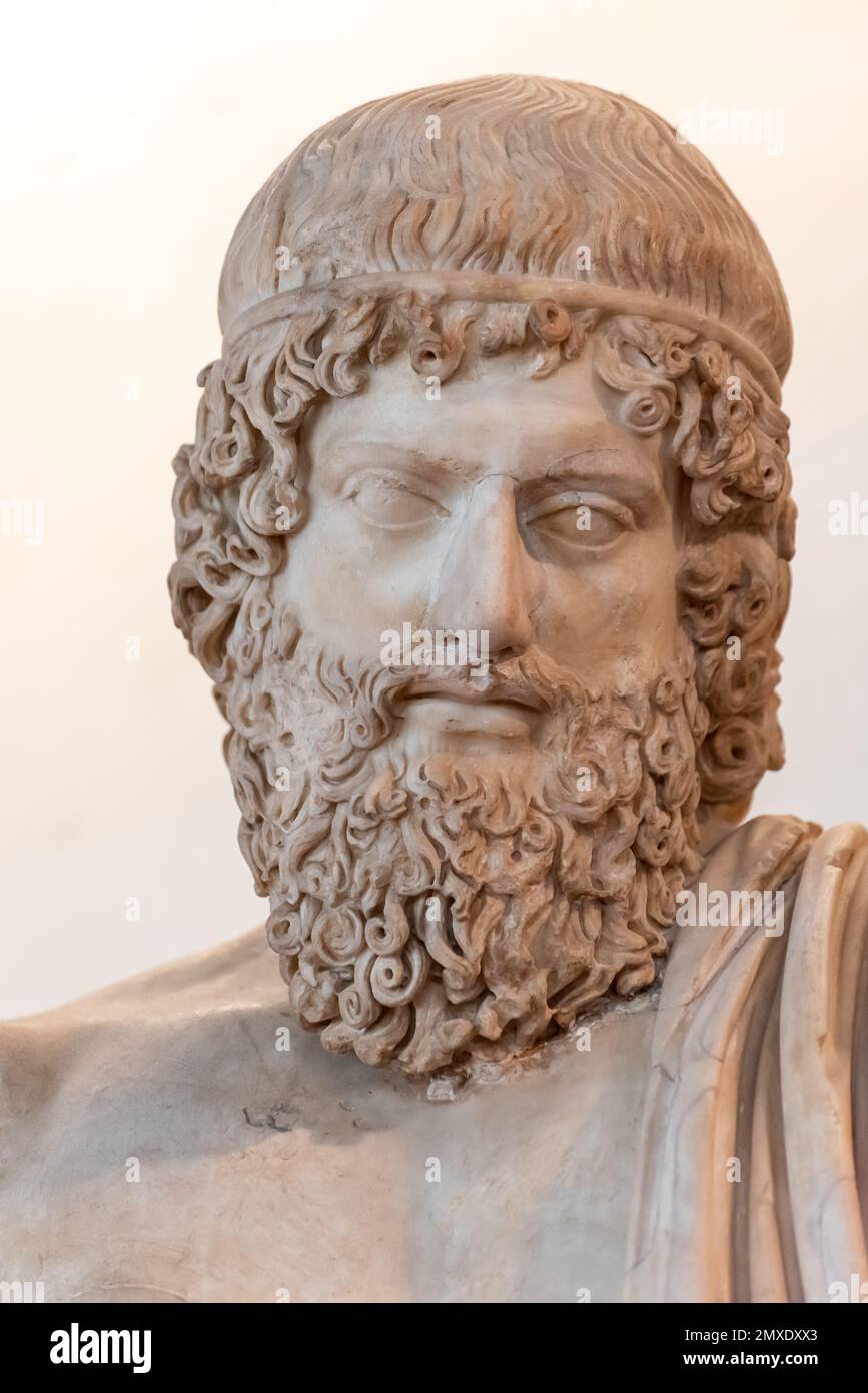 Close-up on Jupiter´s ancient bust Stock Photo - Alamy