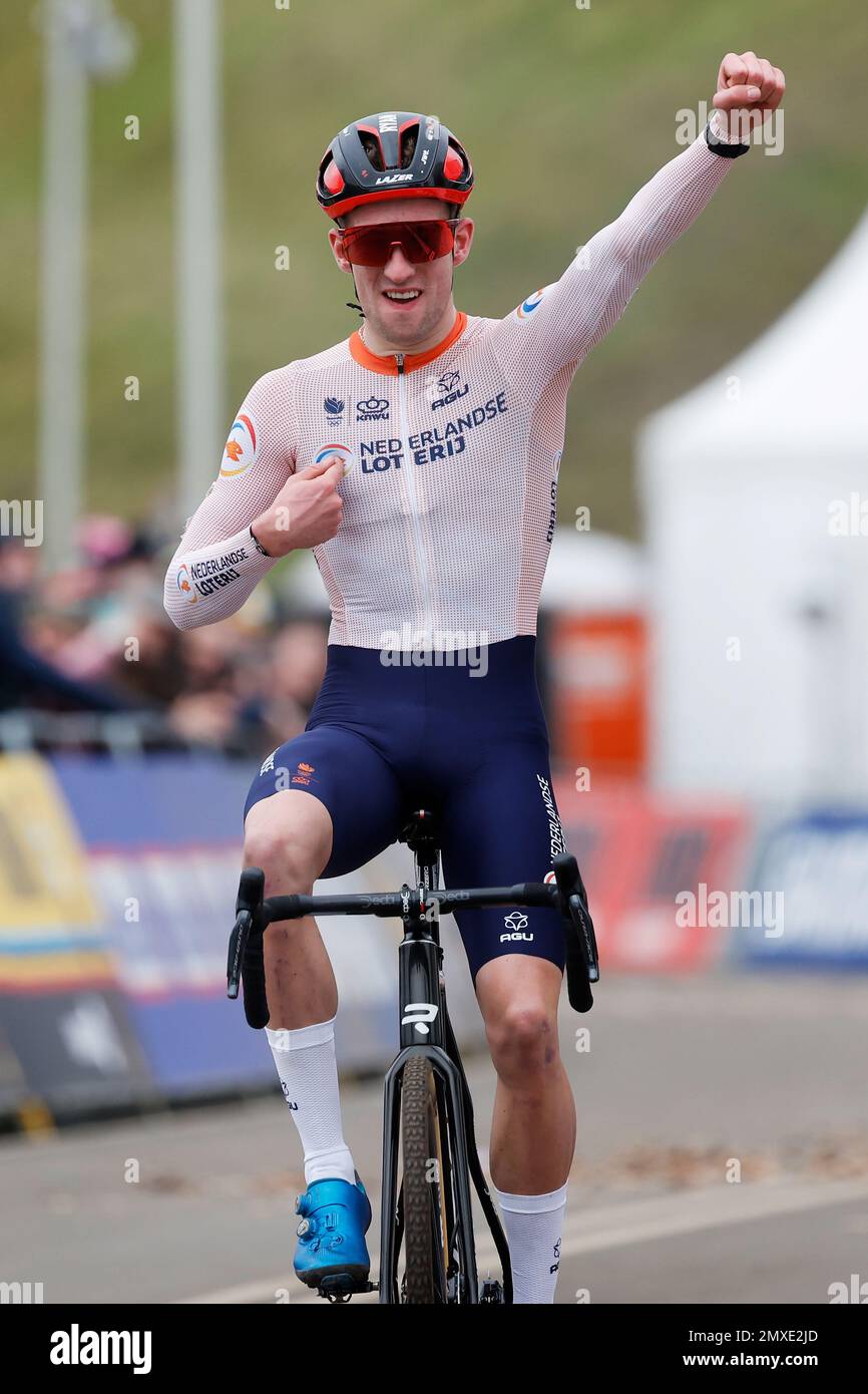 HOOGERHEIDE - Ryan Kamp celebrates the victory on behalf of Team ...