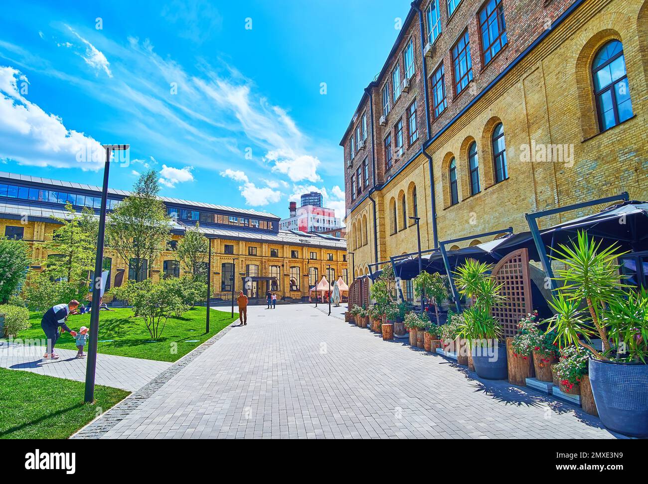 The modern restaurant quarter and Kyiv Food Market in place of former ...