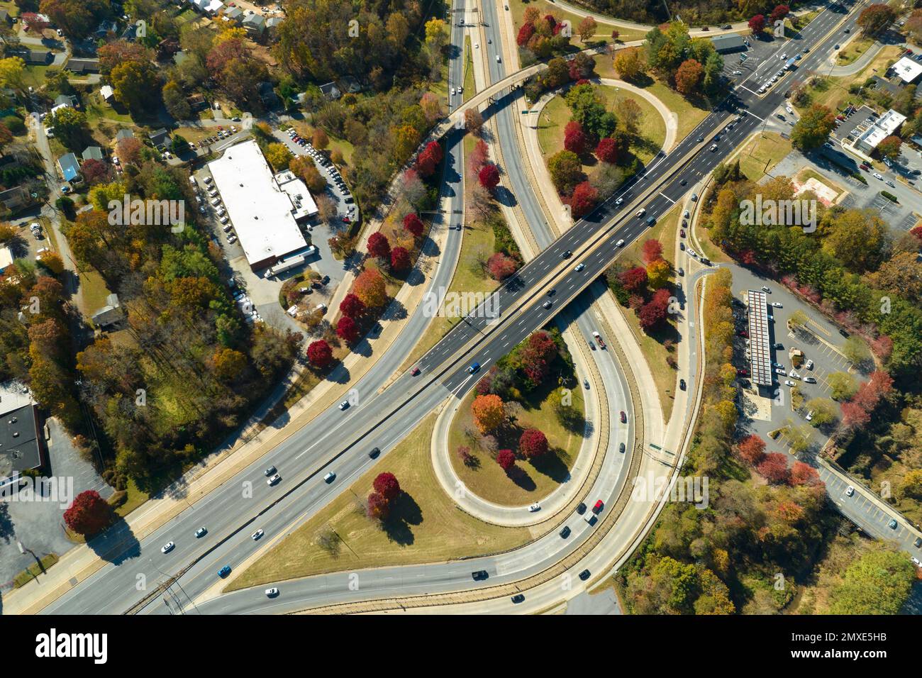 American freeway intersection fast driving hi-res stock photography and ...