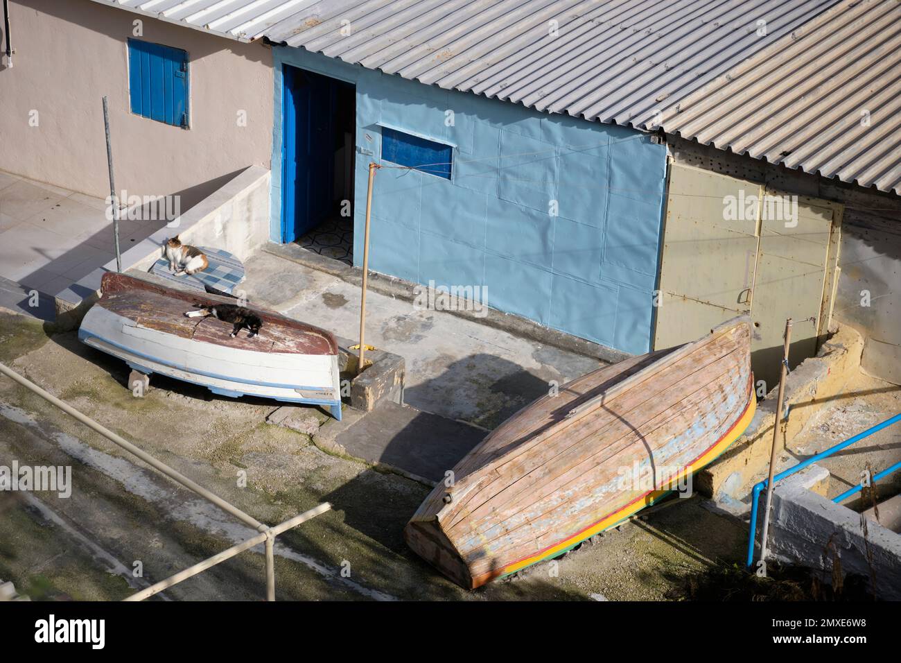 Top cat boat hi-res stock photography and images - Alamy