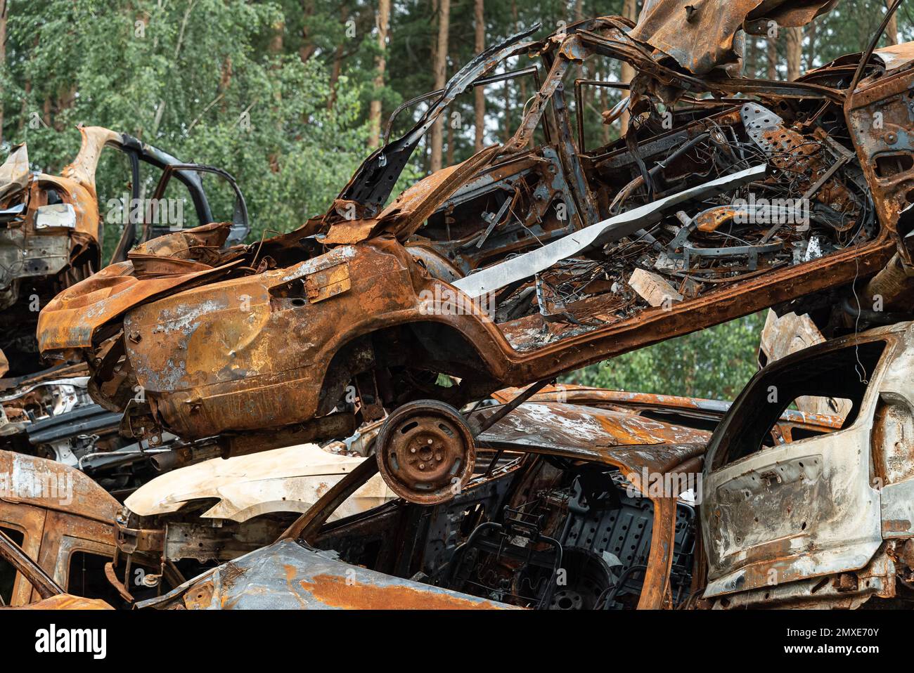 Irpin, Bucha district, Ukraine - war-destroyed cars Stock Photo - Alamy
