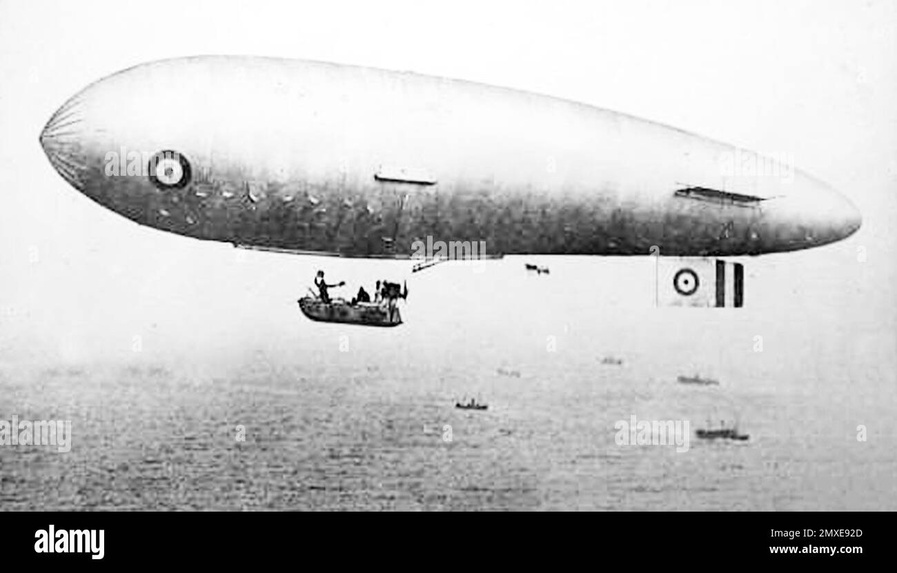 Royal naval air service ww1 Black and White Stock Photos & Images - Alamy