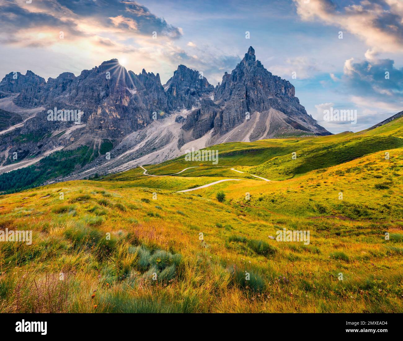 Trekkong hi-res stock photography and images - Alamy