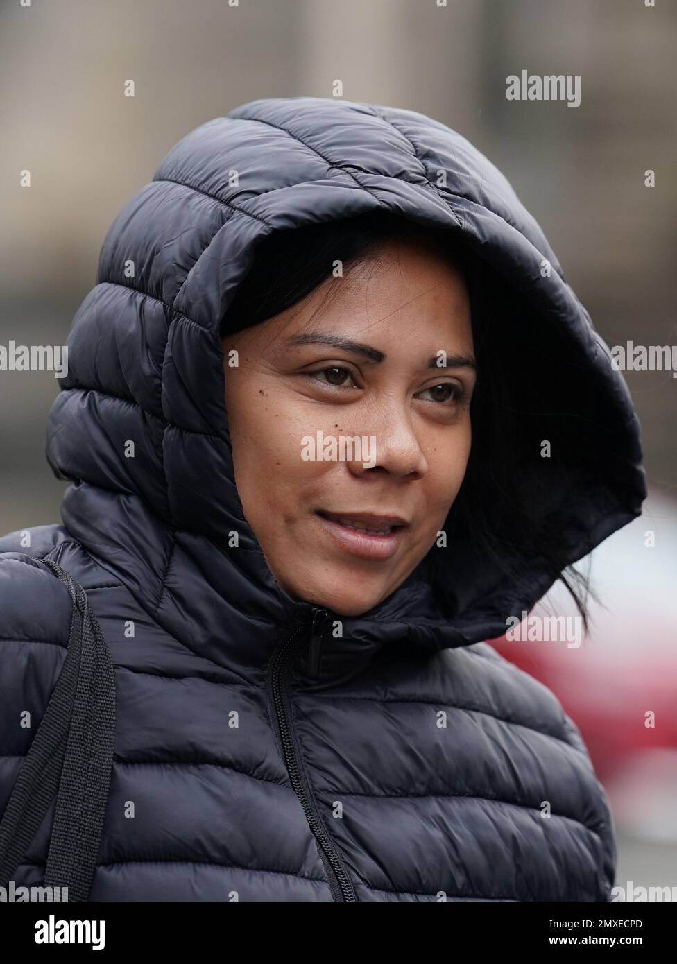 Bennylyn Burke's sister Shela Aquino arrives at Edinburgh High Court ...