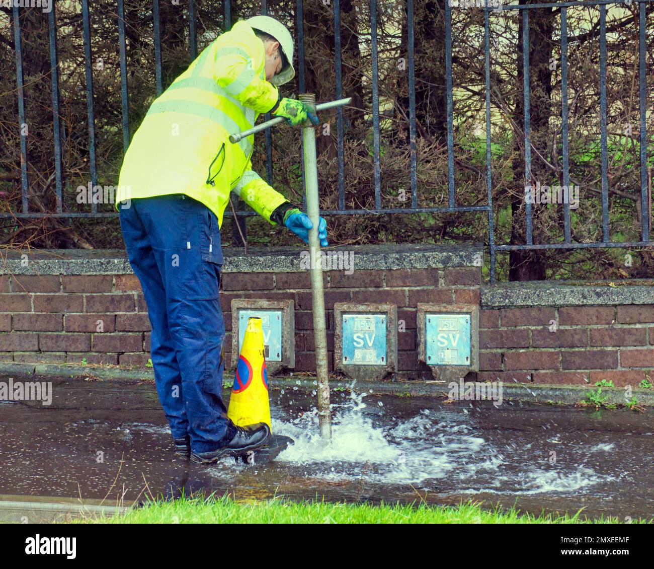 Busted water main hi-res stock photography and images - Alamy