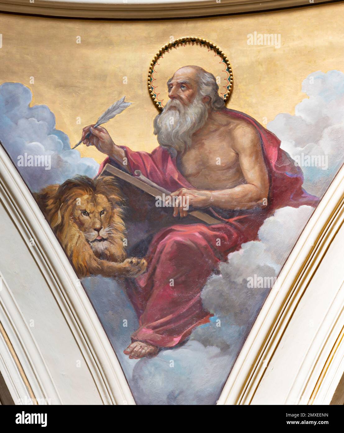 Chiesa san nicola bari hi-res stock photography and images - Alamy
