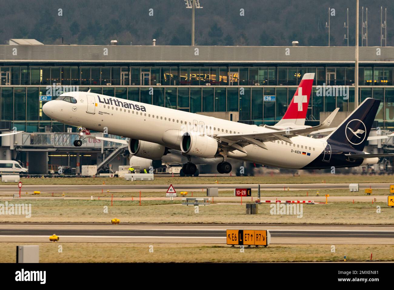 Zurich, Switzerland, January 20, 2023 Lufthansa Airbus A321-271NX Neo ...
