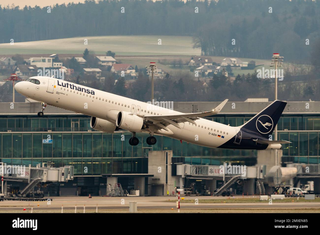 Zurich, Switzerland, January 20, 2023 Lufthansa Airbus A321-271NX Neo ...