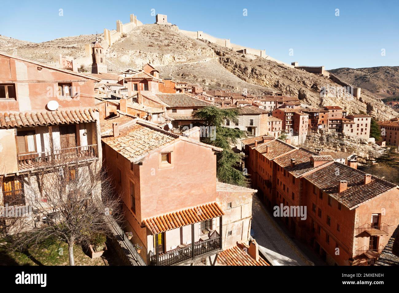 Is a Spanish town, in the province of Teruel, part of the autonomous ...