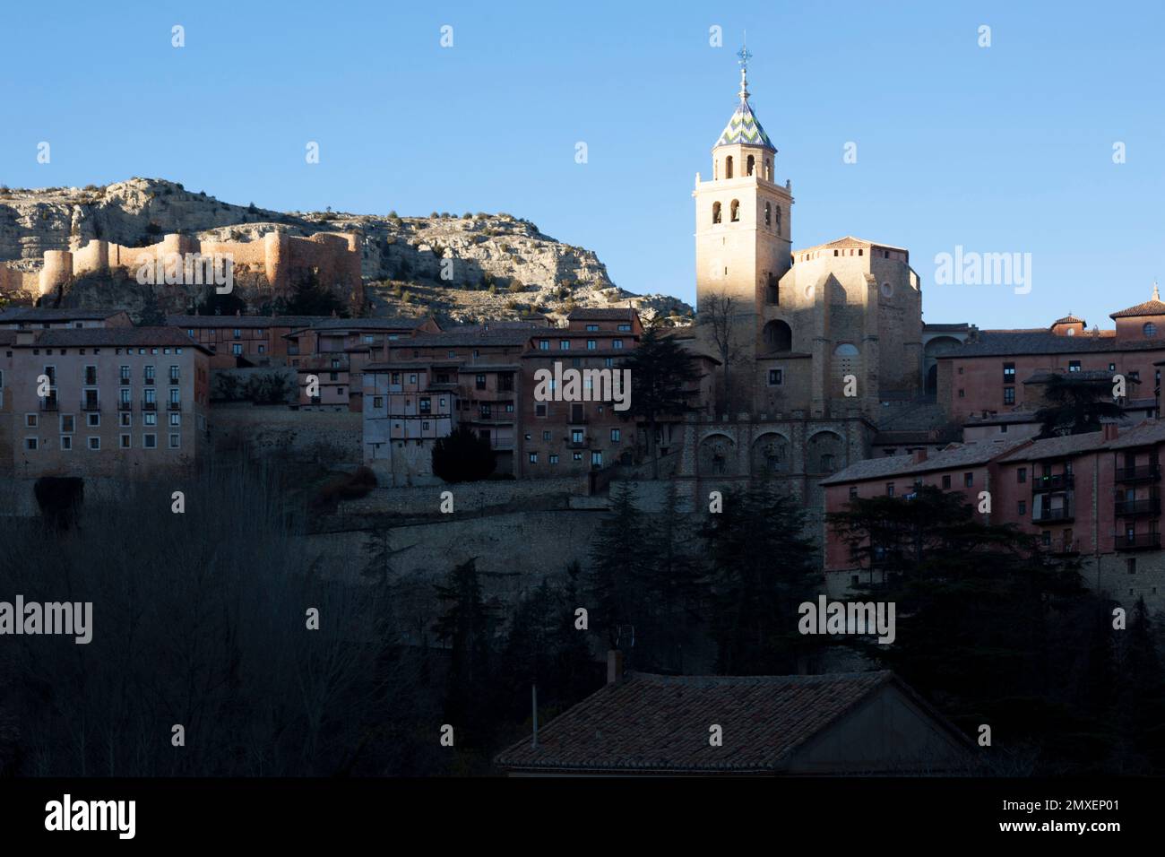 Is a Spanish town, in the province of Teruel, part of the autonomous ...